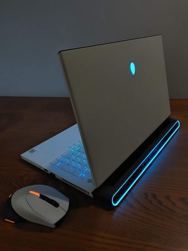 Ultimate Alienware Battlestation – Rigz